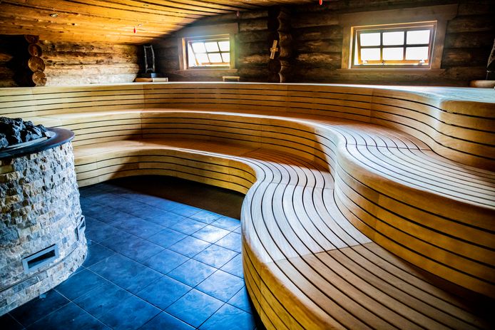 Bij sauna op Bussloo staat vooral de telefoon roodgloeiend: ‘Maar we ... Bij sauna op Bussloo staat vooral de telefoon roodgloeiend: ‘Maar we ...