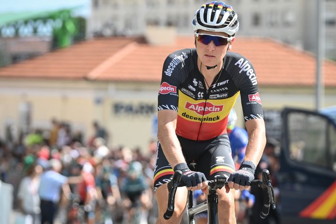 Tim Merlier rijdt zijn eerste Belgische cross: “Nu ik Wout en Mathieu ...