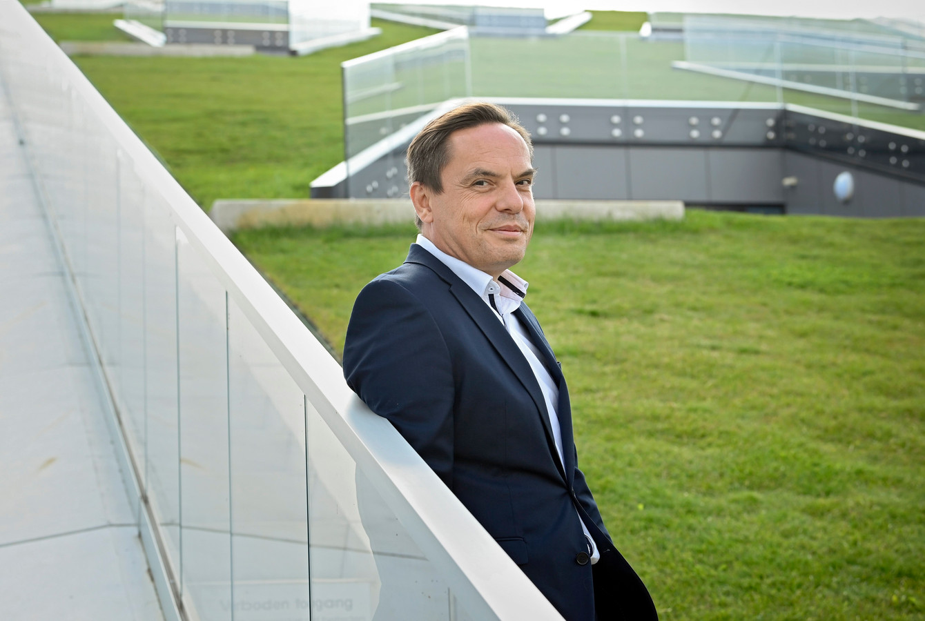 INTERVIEW. Stijn Bijnens, CEO van IT-reus Cegeka die stilletjes ieders ...