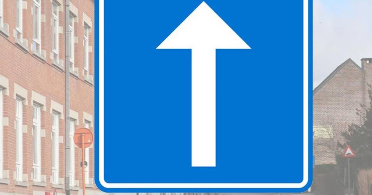 Enkele rijrichting voor stembureaus Sint-Jozefschool, geen doorgang aan ...