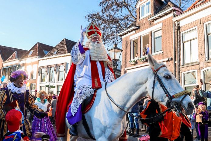 Sinterklaas komt naar Assendorp in Zwolle: kom jij hem de hand schudden ...