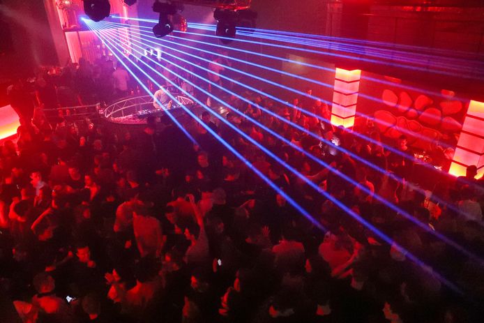 Discotheek is uit de gratie: bijna helft van danstenten dicht | Brabant ...