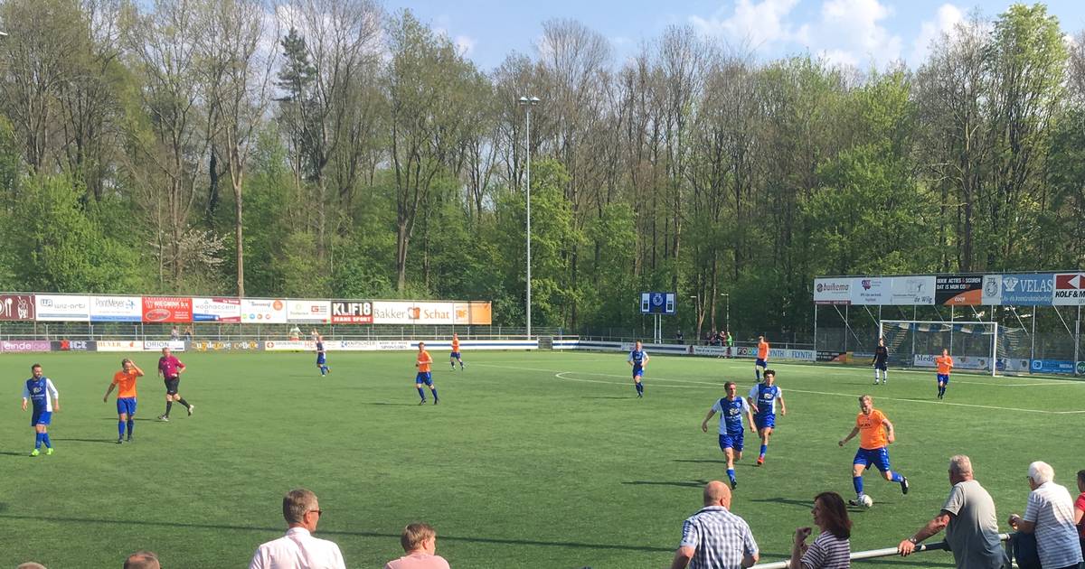 SC Emmeloord verliest bij terugkeer oud-trainer Schuurman | Regio ...