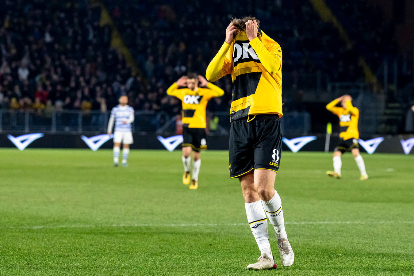 NAC-aanvaller Kaj de Rooij wacht zware onzekere tijd na persoonlijk ...