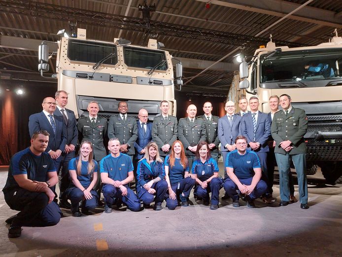 Defensie neemt eerste militaire voertuigen van DAF in ontvangst: “Trots ...