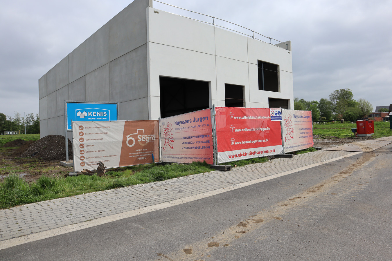 Na jarenlange vertraging: eerste ondernemer bouwt in kmo-zone Winning ...