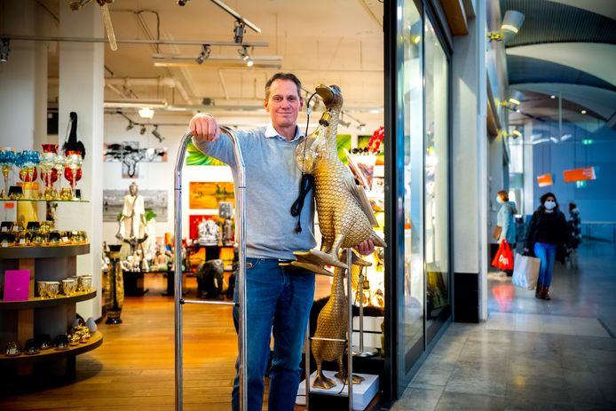 Ondernemers blij met renovatie Alexandrium: ‘Winkelcentrum kan wel een ...