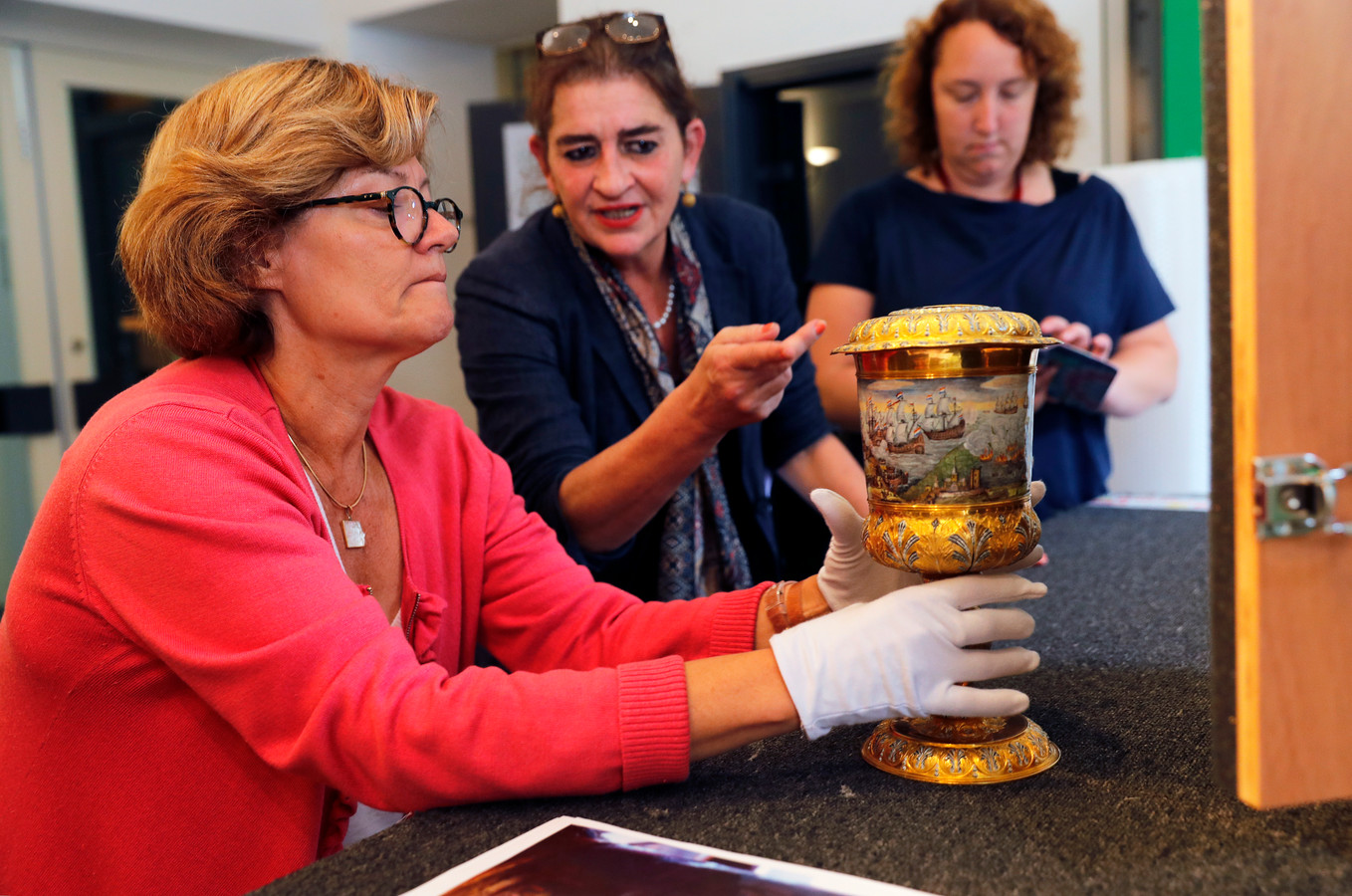 Na twee jaar is er in het Historisch Museum Den Briel weer een ‘Tussen ...