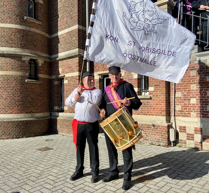 Sint-Jorisgilde mag 500 kaarsjes uitblazen: “Met onze bijna 100 leden ...