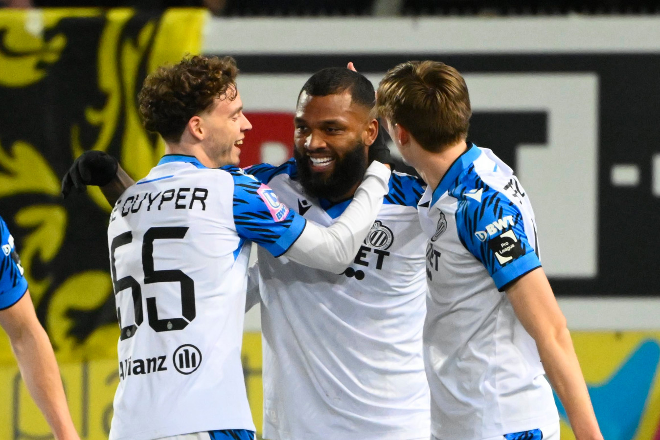 Igor Thiago scoort opnieuw en leidt Club Brugge naar ruime 1-4-zege ... Igor Thiago scoort opnieuw en leidt Club Brugge naar ruime 1-4-zege ...
