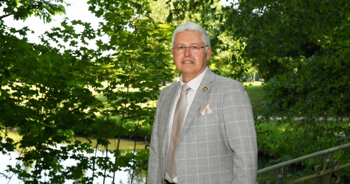 Burgemeester Bart Van Couwenberghe trekt in 2024 Hovese N-VA-lijst ...