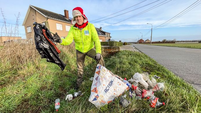Raf trekt er op eerste dag van het jaar op uit om… zwerfvuil te rapen ...