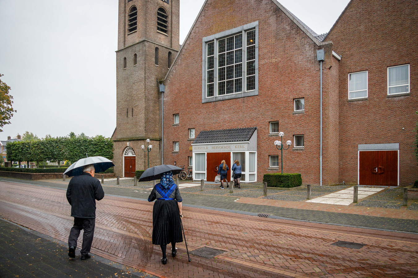 CDA Staphorst protesteert tegen kerkdiensten voor 600 mensen | Foto | AD.nl