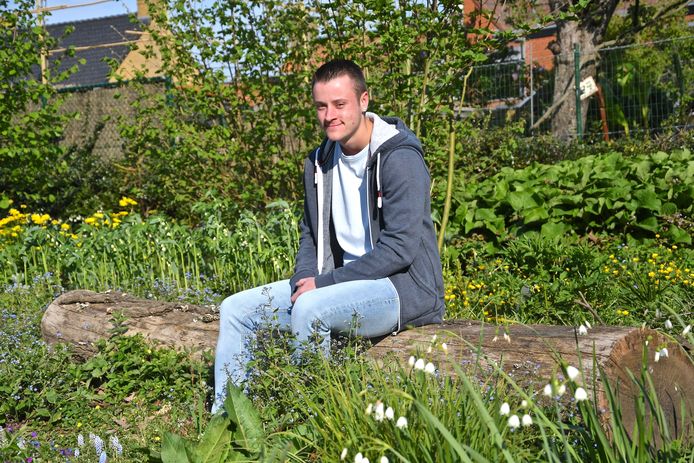 Transman James ziet geslachtsoperatie uitgesteld door coronacrisis ...