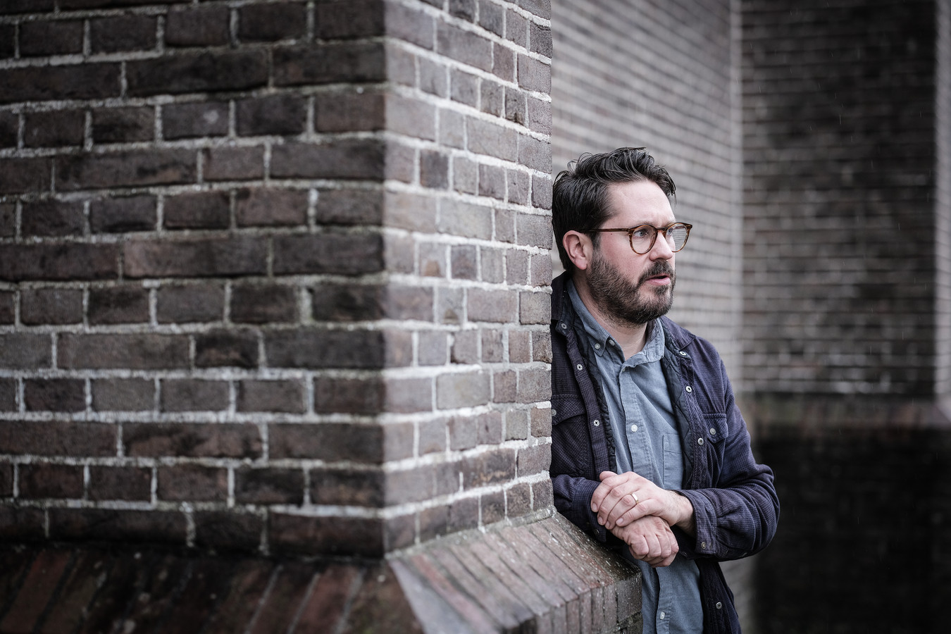 Gijs Wilbrink wint met ‘De Beesten’ regionale boekenprijs: ‘Die Libris ...