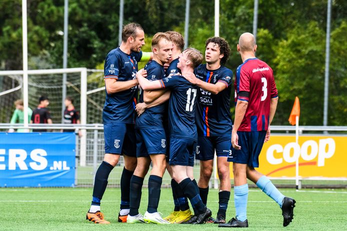 Waar staat u dit weekeinde langs de lijn? Bekijk hier het programma van ...