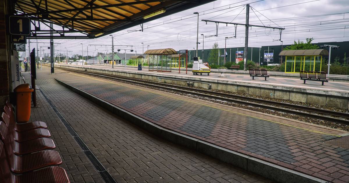 Infrabel werkt aan spoorlijn tussen Kontich en Lier | Kontich | hln.be