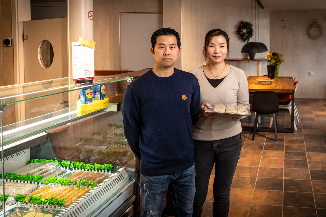 Nieuw jaar, nieuwe start voor Tubbergse cafetaria na verwoestende brand ...