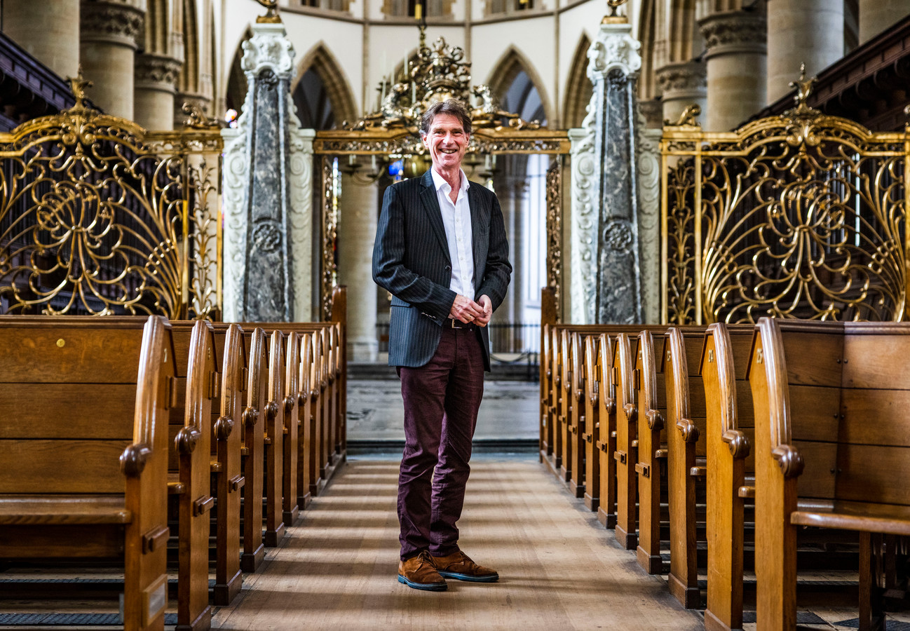 Dordtse dominee verlaat Dordrecht: ‘Het lijkt wel of ze in een ... Dordtse dominee verlaat Dordrecht: ‘Het lijkt wel of ze in een ...