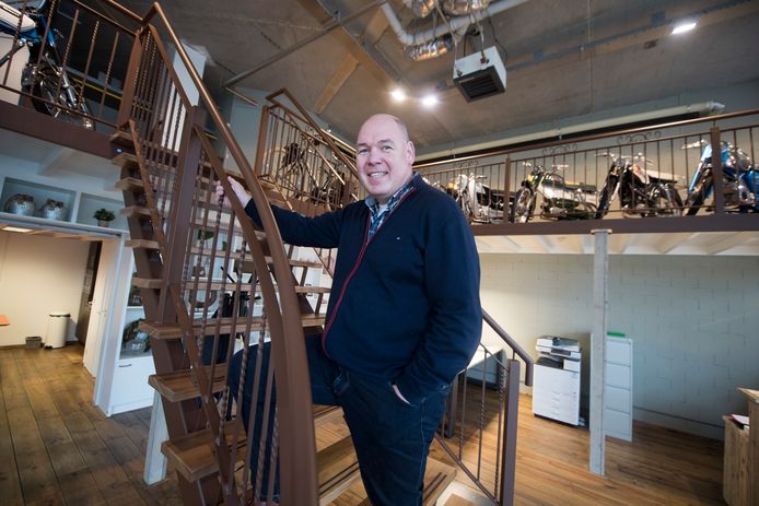 Holtenaar Erik Baltes 25 jaar makelaar | Hellendoorn | tubantia.nl