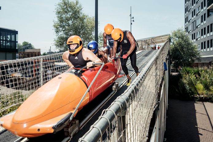 Bij 33 graden met de bobslee van een schans voor het Nederlands ...