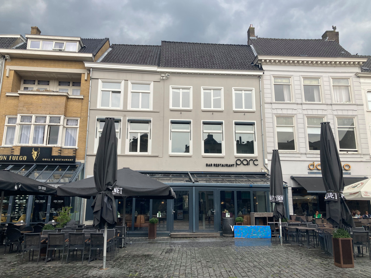 Nieuw, groot Italiaans restaurant vervangt Parc op de Grote Markt in ...