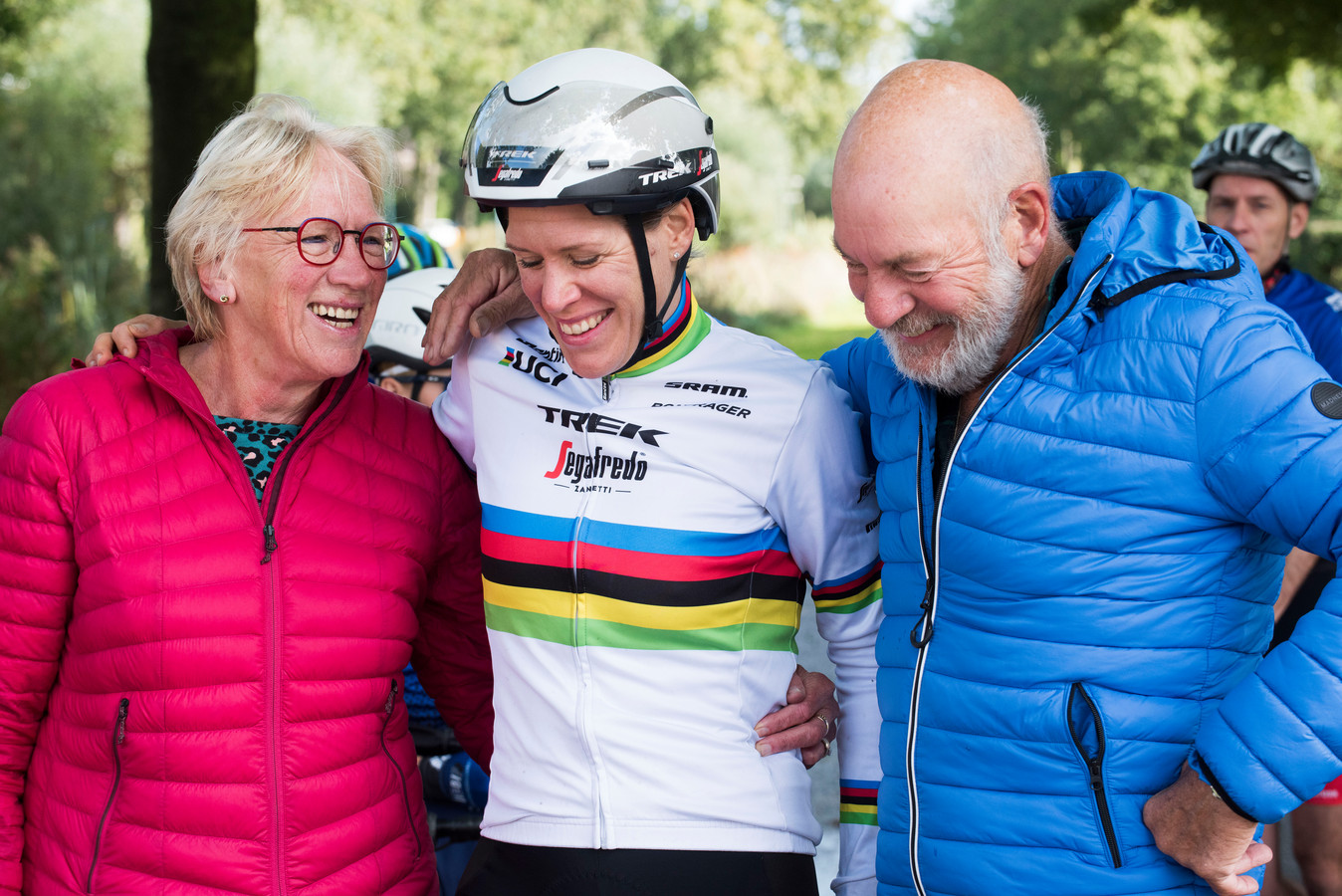 ‘Mama’ Ellen van Dijk wil eíndelijk een olympische medaille: ‘Maar ...