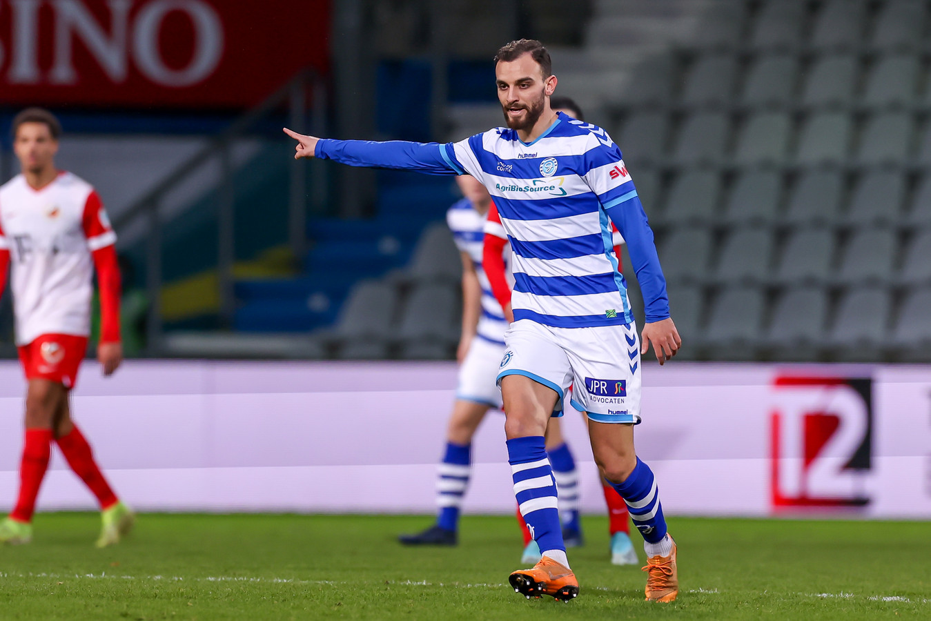 Mystakidis vertrekt binnen een jaar bij De Graafschap: ‘Ik kwam om te ...