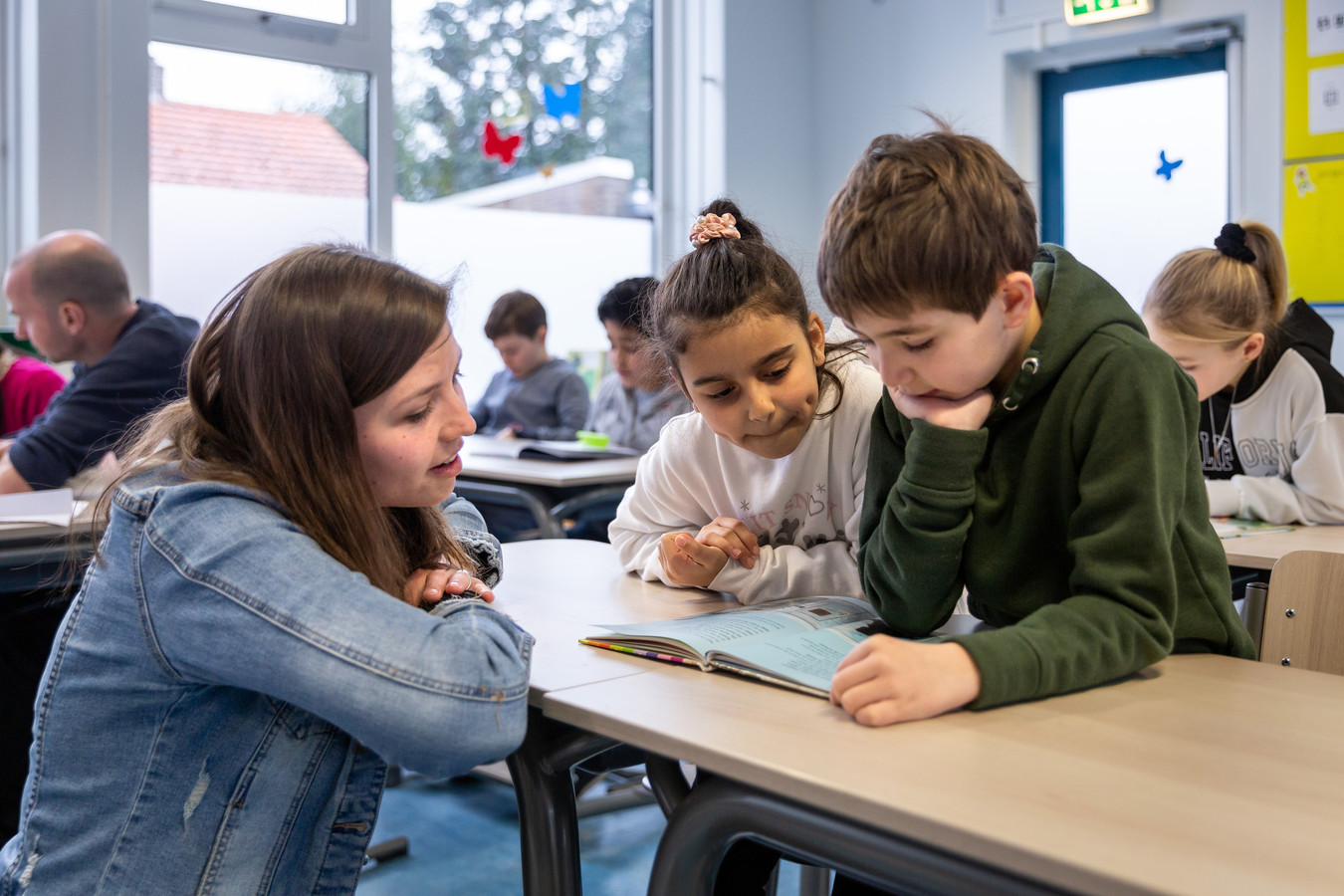 Leerlingen krijgen een ‘taalbad’ bij De Drijfveer | Foto | gelderlander.nl
