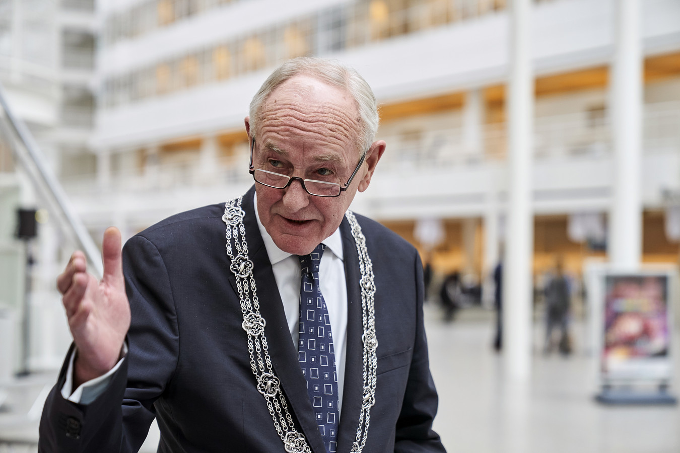 Johan Remkes wint Machiavelliprijs 2022 | Foto | AD.nl