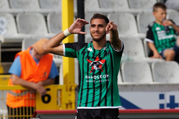 Louis Torres (Cercle) matchwinnaar tegen Anderlecht met goal bij eerste ...