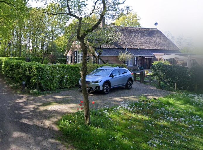 Monumentaal pand in Twello volledig in de as gelegd, geen mensen gewond ...