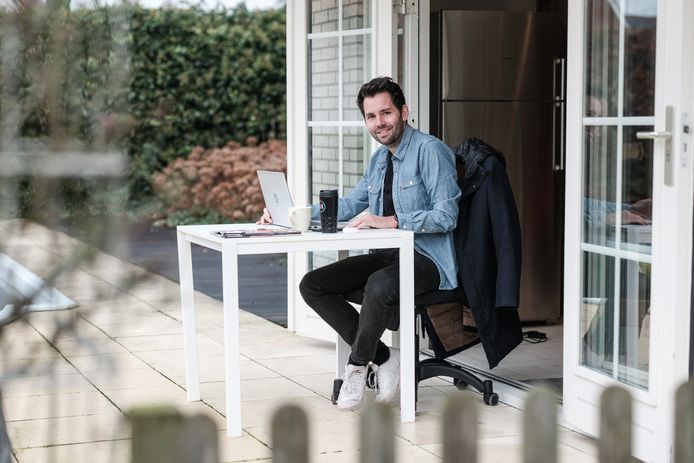 Stef (36) stapt uit de Randstadbubbel en woont weer in het oosten ...