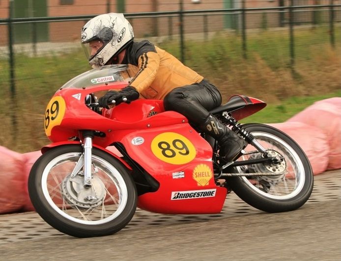 Niet de snelste maar de meest constante wint bij Classic Motorrace in ...