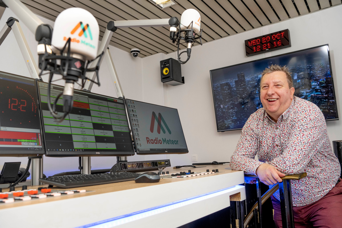 Dorpsvete tussen twee radiozenders op weg naar hof van assisen: geen ...