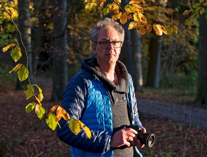 Roelant (48) fotografeert al drie jaar elke ochtend het bos en kan ...