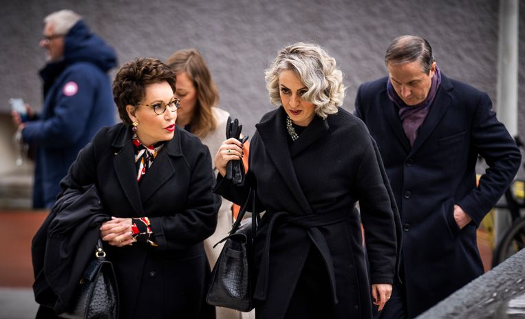 Gündoğan ziet één wraakzuchtige ex-medewerker, Volt spreekt over ... Gündoğan ziet één wraakzuchtige ex-medewerker, Volt spreekt over ...