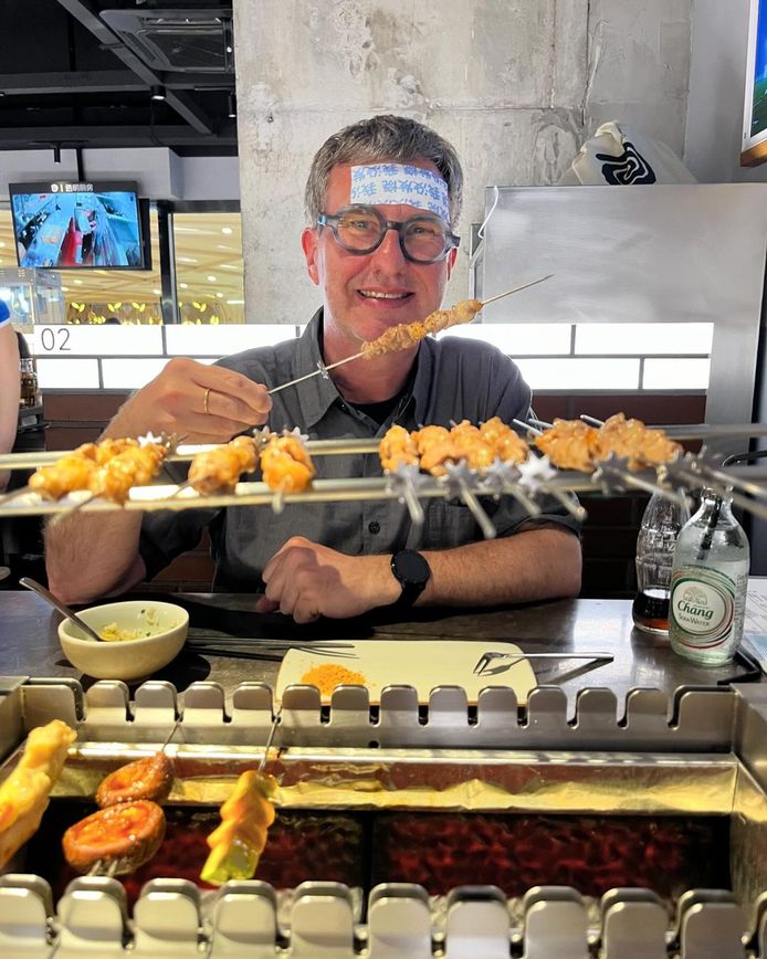 “Je doet dit maar een keer in je leven”: hoeveel kost de wereldreis van ...