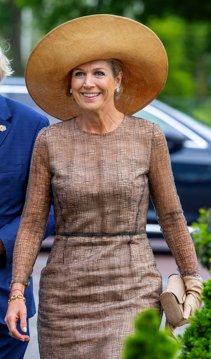 Máxima gunt haar blonde lokken graag rust als ze later op de dag nog in ...