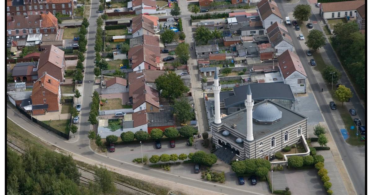 Interactief Beringen maakt zich zorgen om veiligheid Beringse moskeeën ...