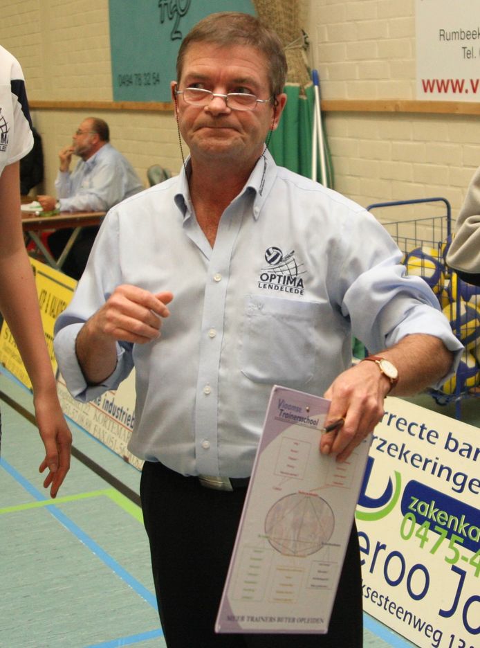 Volleyteam Lendelede in diepe rouw door plots overlijden ex-succescoach ...