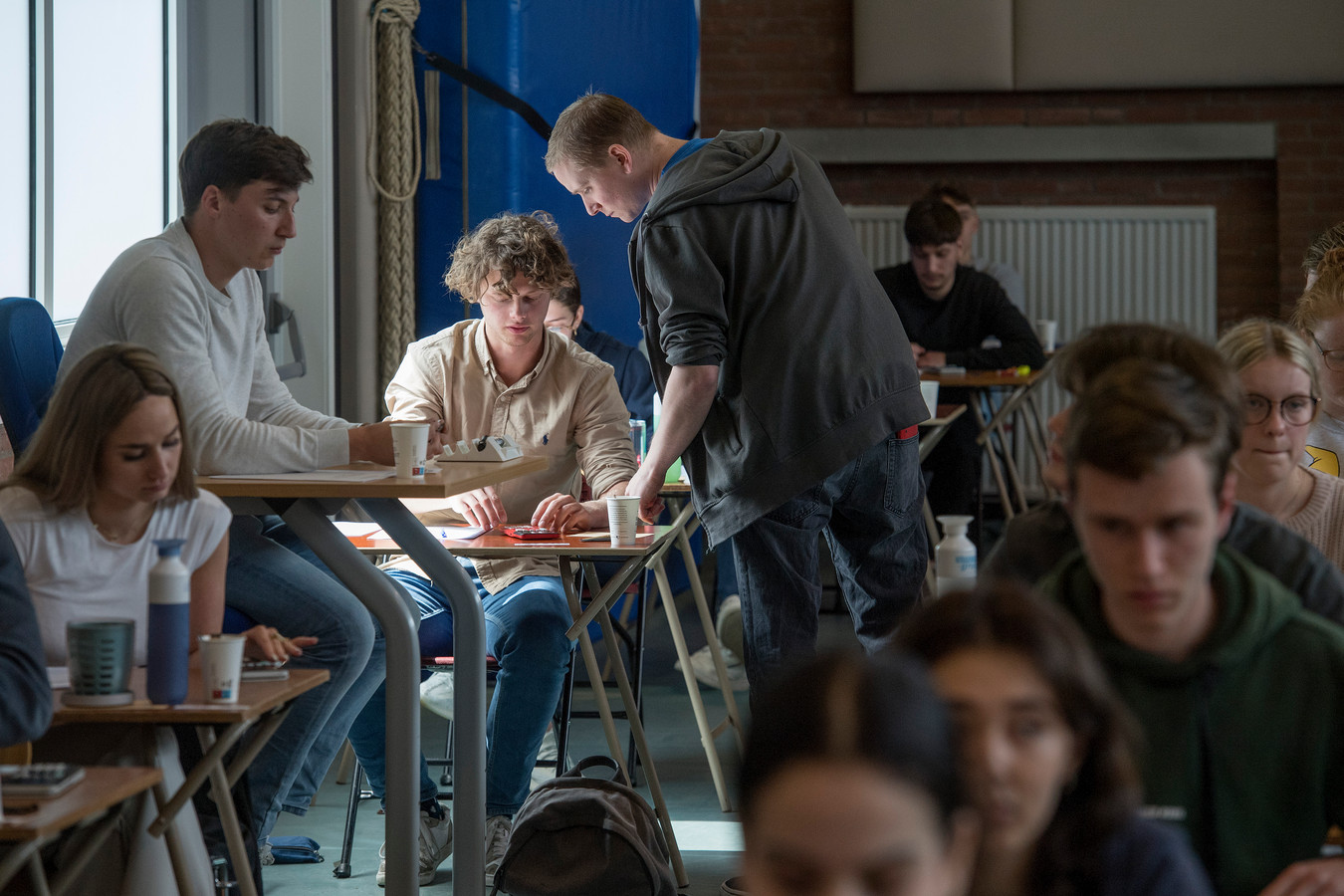 Lingecollege in de ban van de finale: ‘Spannend zo‘n examen. Het was ...