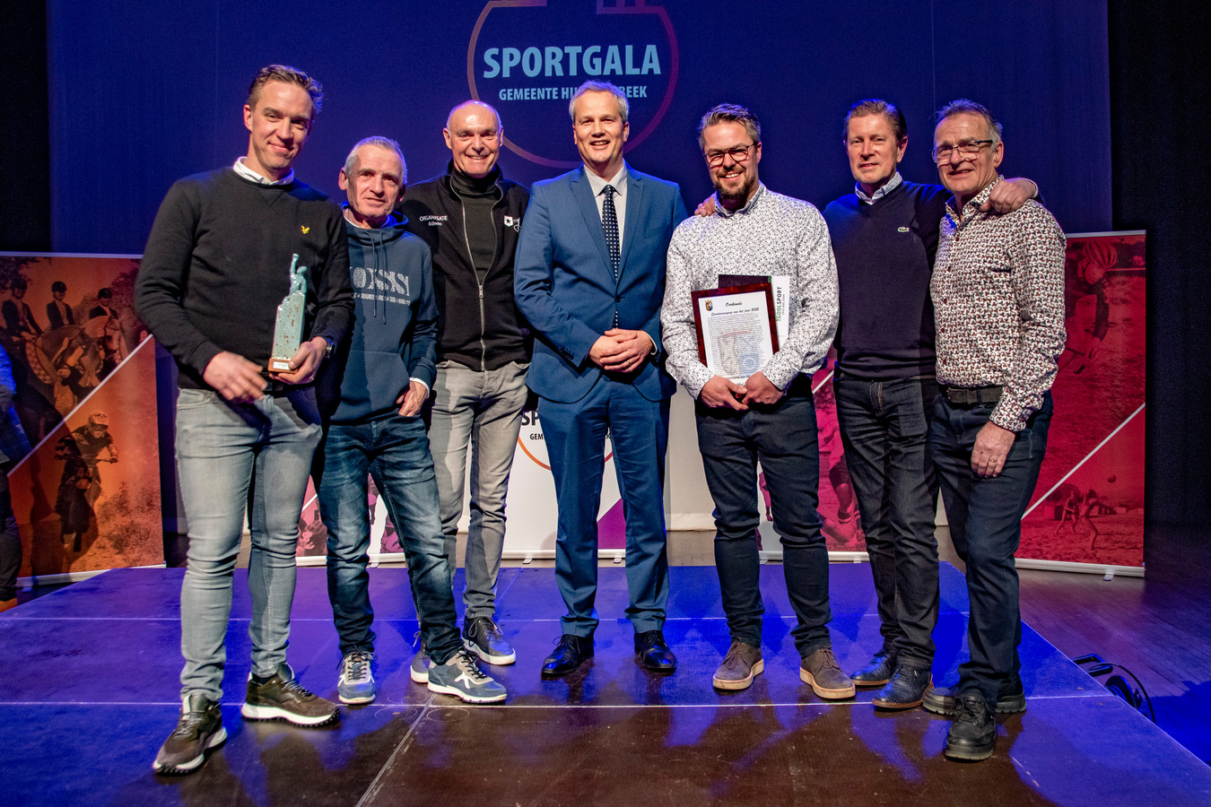 Hilvarenbeekse sporters geëerd tijdens het Sportgala 2022 | Foto | hln.be