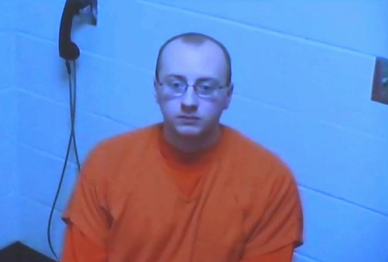 Ontvoerde Jayme Closs (13) moest urenlang onder bed kidnapper liggen ...