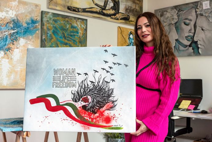 Maryam Bashari Rad: ‘Door mijn schilderijen kreeg ik het gevoel terug ...