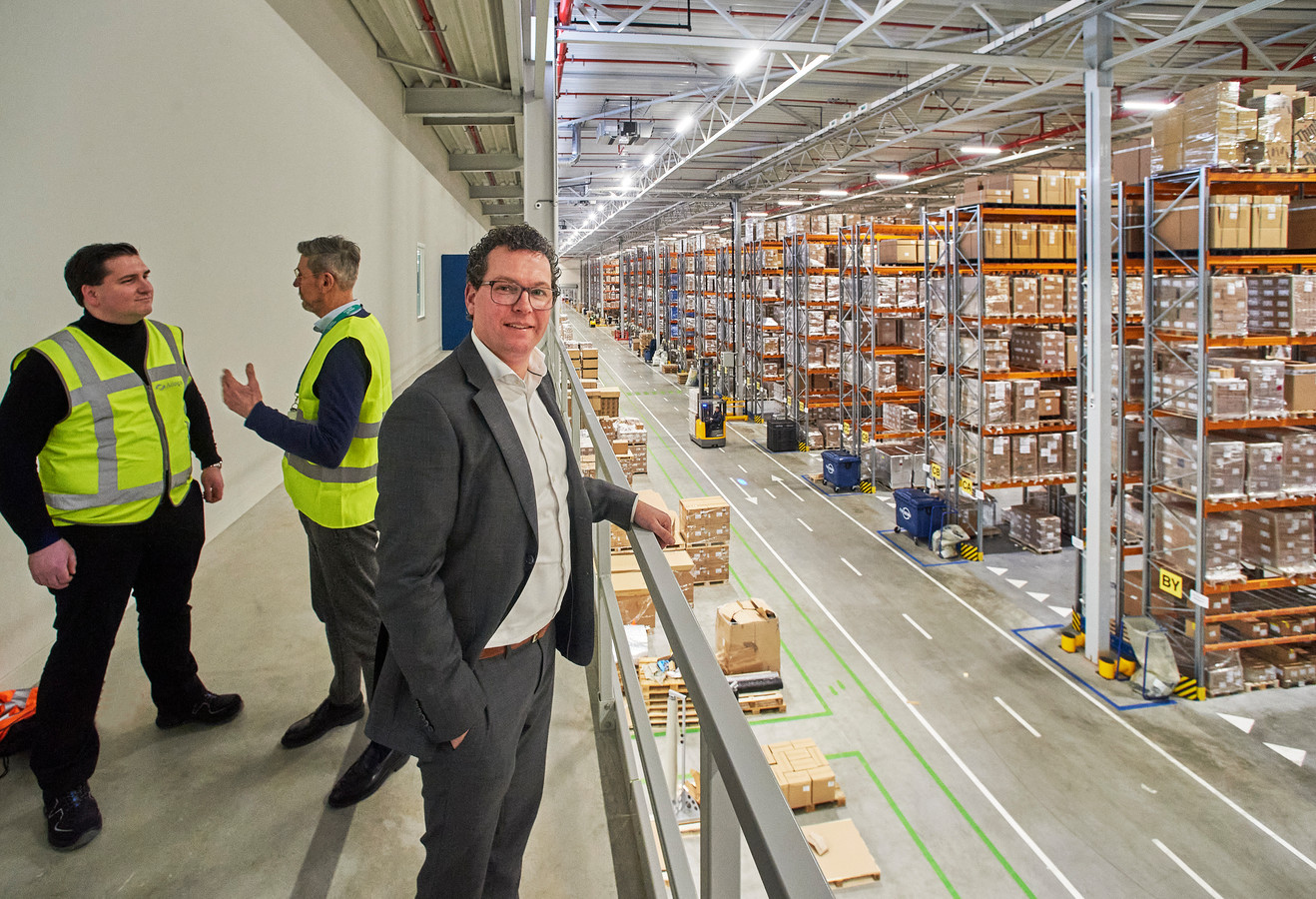 Dit enorme distributiecentrum in Veghel is binnenkort zo’n dertig ...