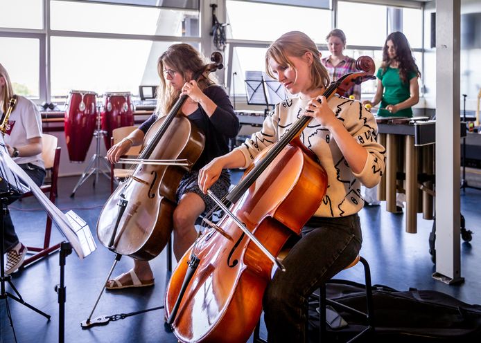 Elise (16) hoopt met voorstelling jongeren enthousiast te maken voor ...