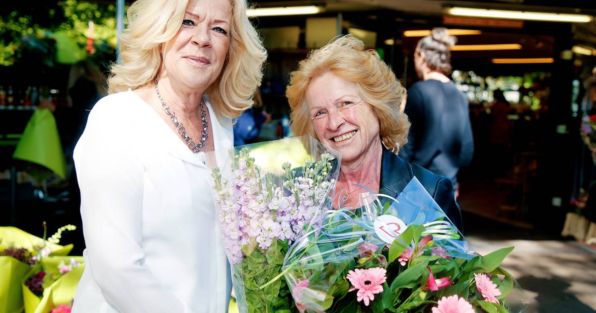 Bloemen zijn niet goedkoop, maar: ‘De mooiste verrassing voor moeder ...