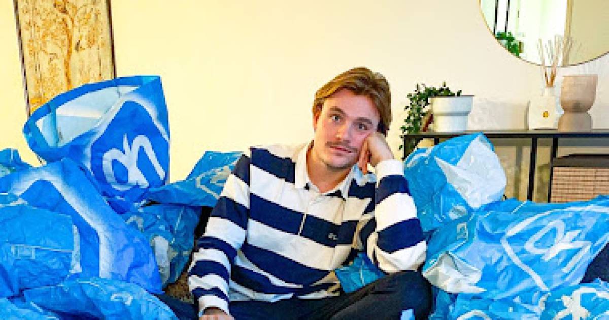 Jasper is gefascineerd door de plastic tas met plastic tasjes: ‘Wat ...