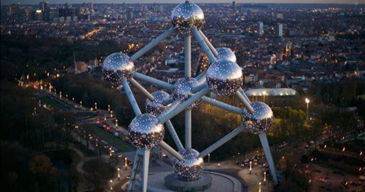 L'Atomium en bleu blanc rouge pour le Tour de France | Home | 7sur7.be